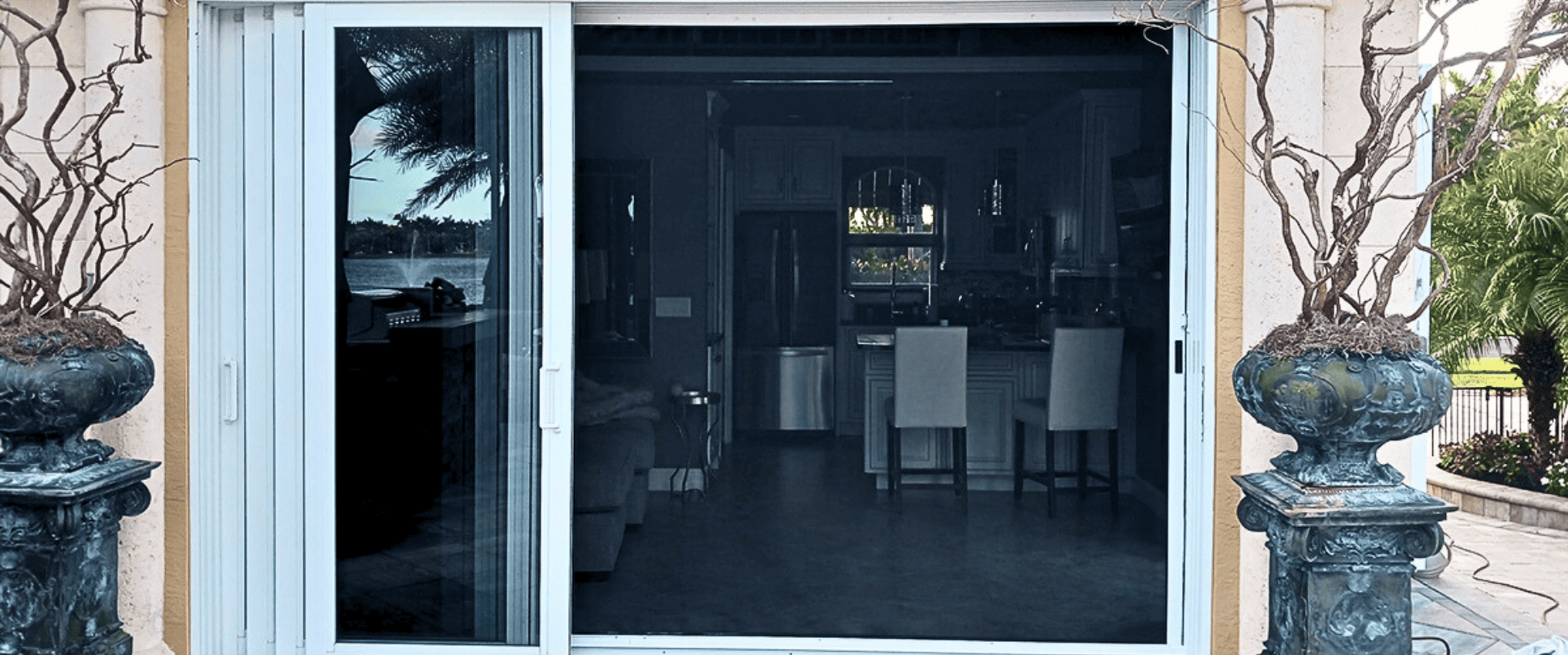 The Ultimate Guide to Customizing Your Retractable Screen Door